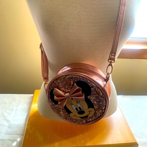 Disney | Bags | Minnie Mouse Purse | Poshmark